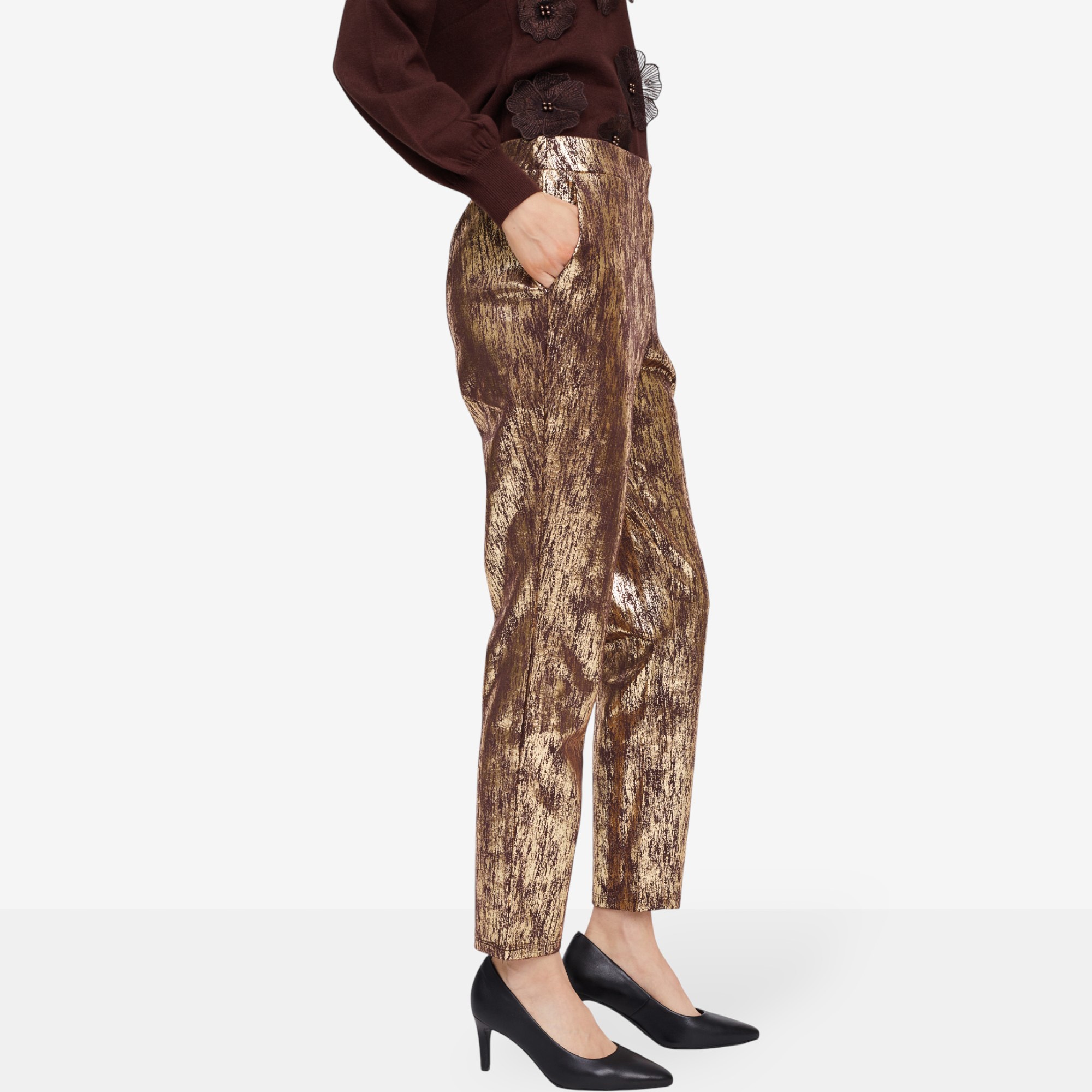 Nina Leonard Scuba Suede Narrow Leg Trouser - TSC.ca