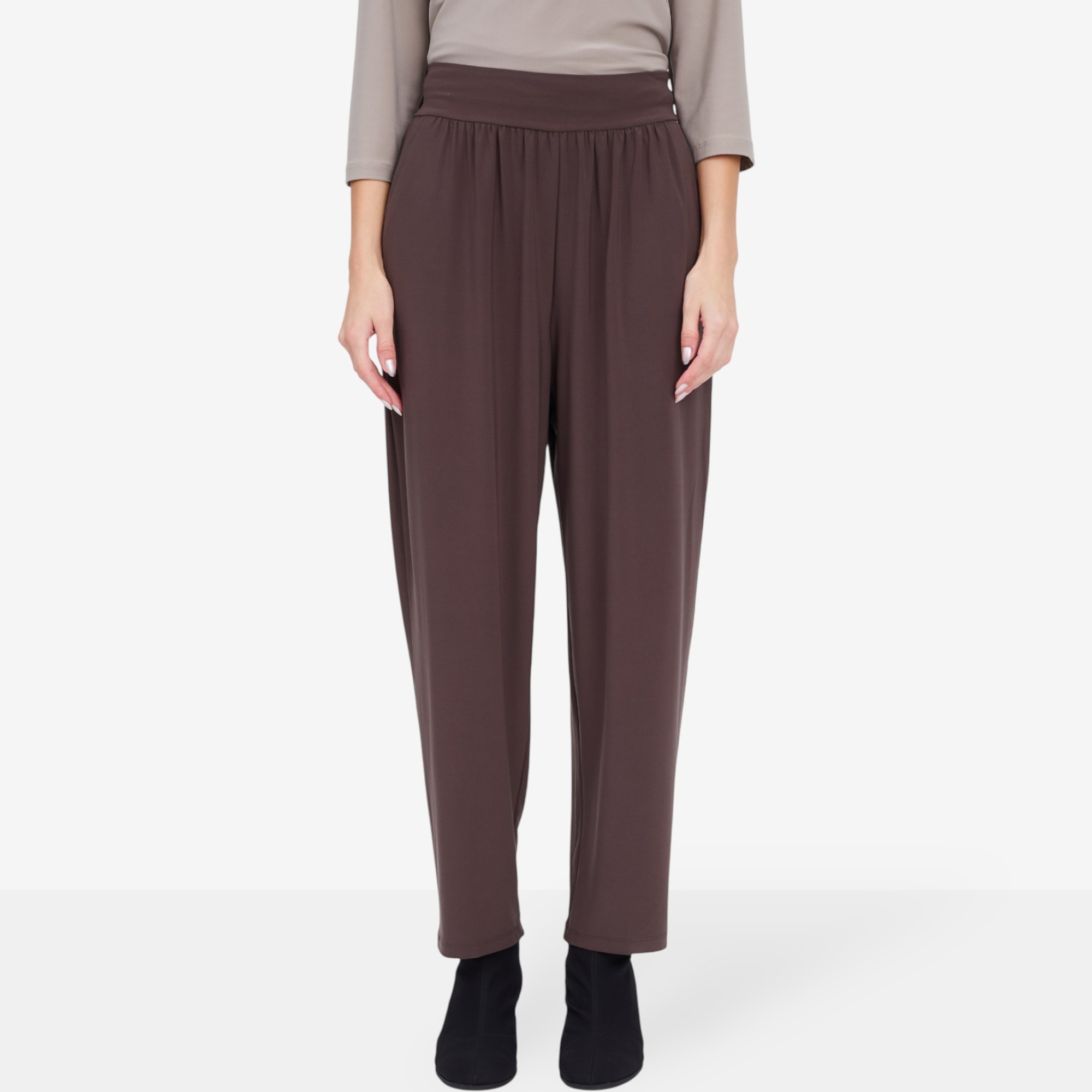 Kim & Co. Deluxe Brazil Knit Jersey Ankle Length Wellness Trouser - TSC.ca