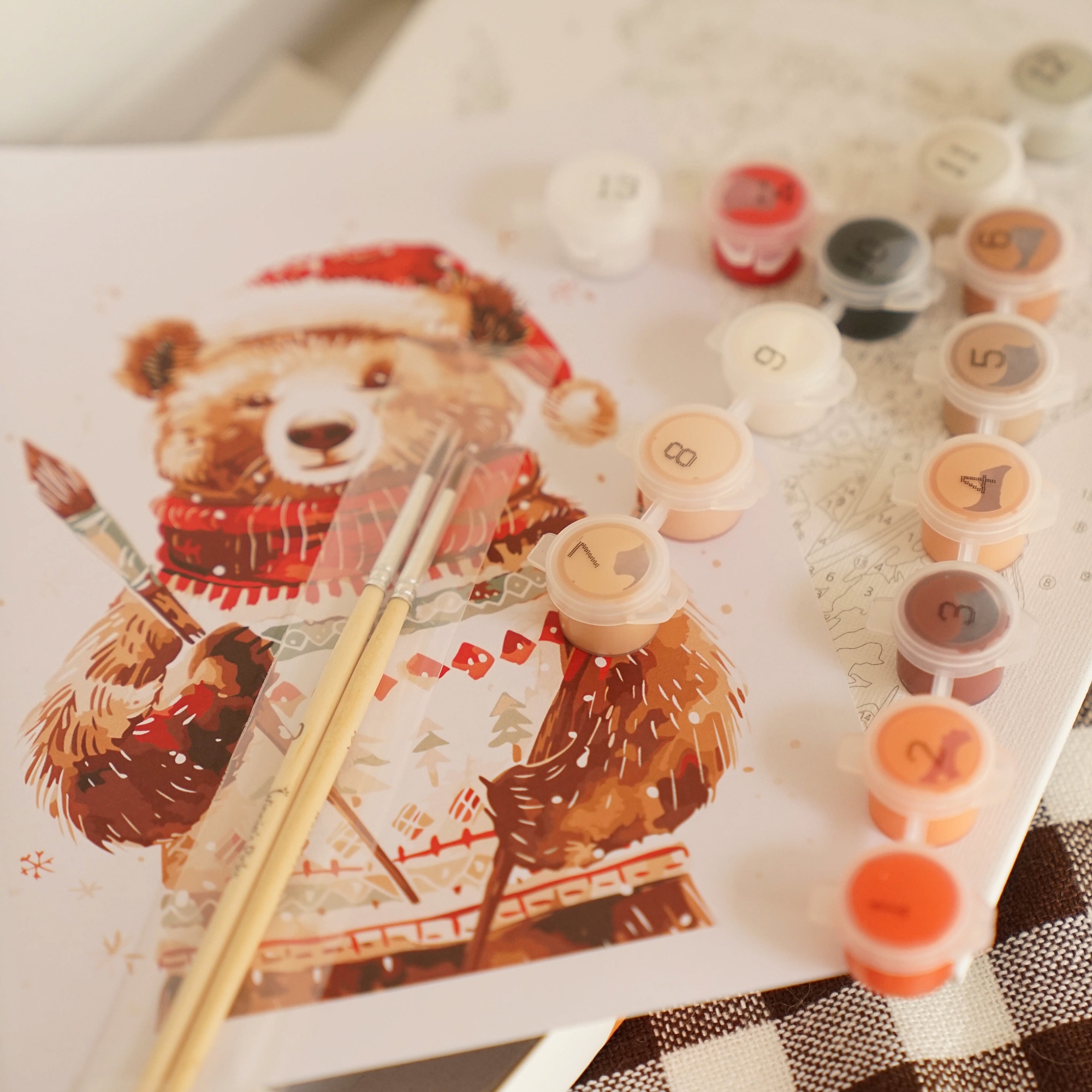 Winnie's Picks The Christmas Artist Bear - TSC.ca
