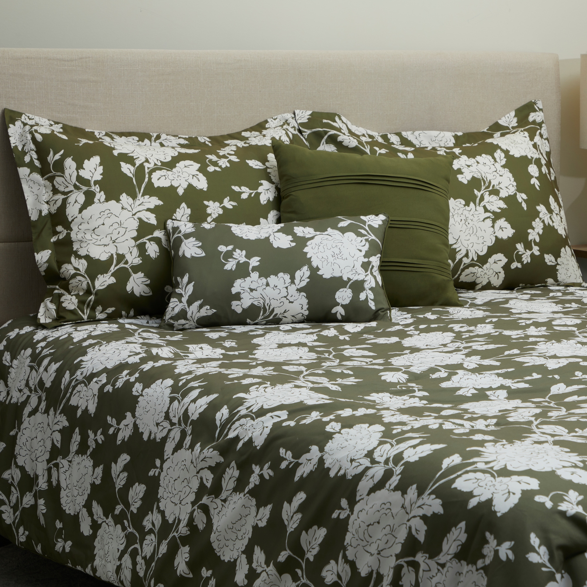 Home Suite Essentials Floral 5-Piece Comforter Set - TSC.ca