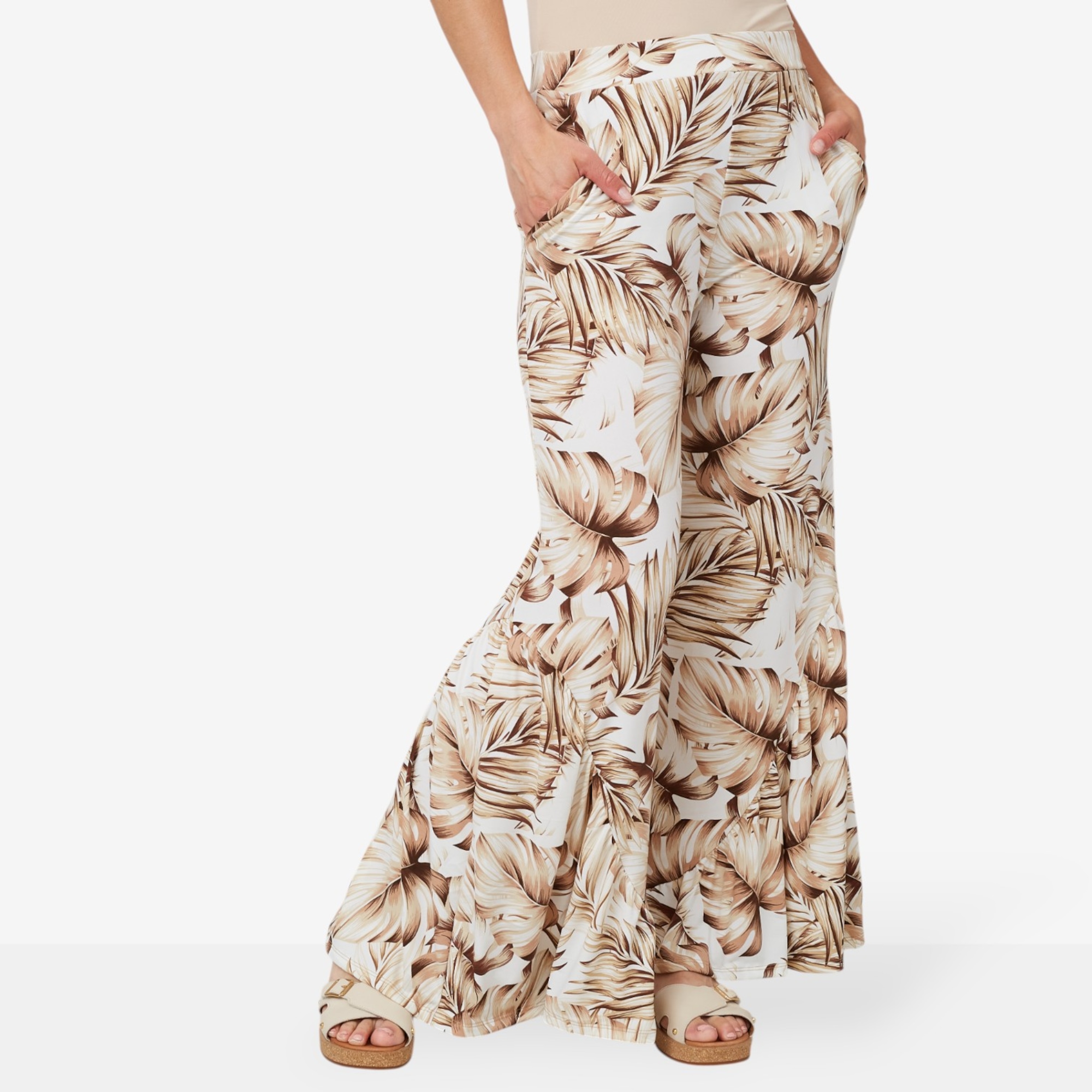 Nina Leonard Angled Flounce Hem Printed Pant - TSC.ca