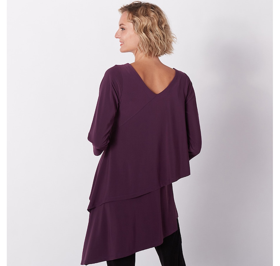 Marallis Asymmetrical V-Neck 3/4 Sleeve Ruffled Tunic - TSC.ca