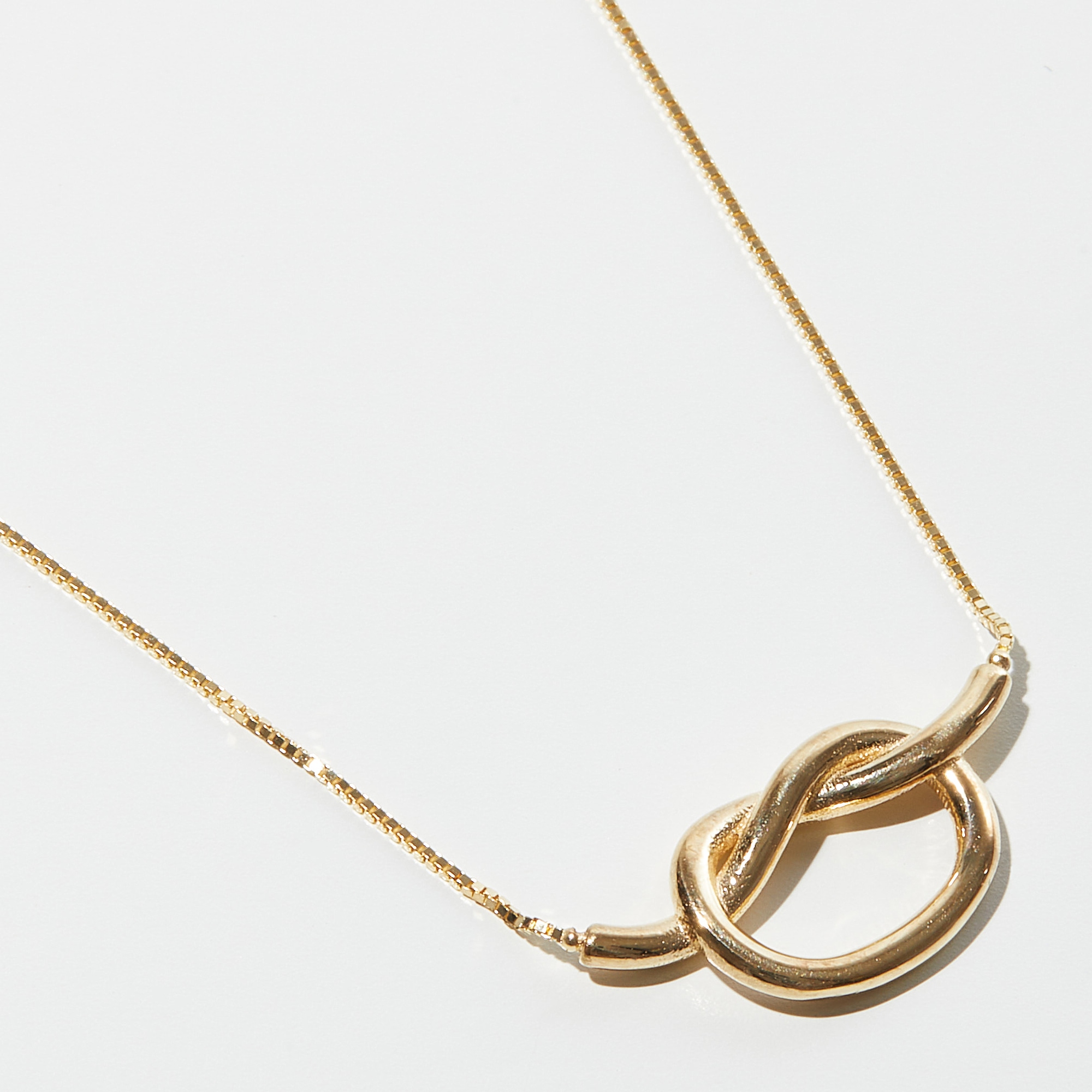 Stefano Oro 14K Yellow Gold Love Knot Necklace - TSC.ca