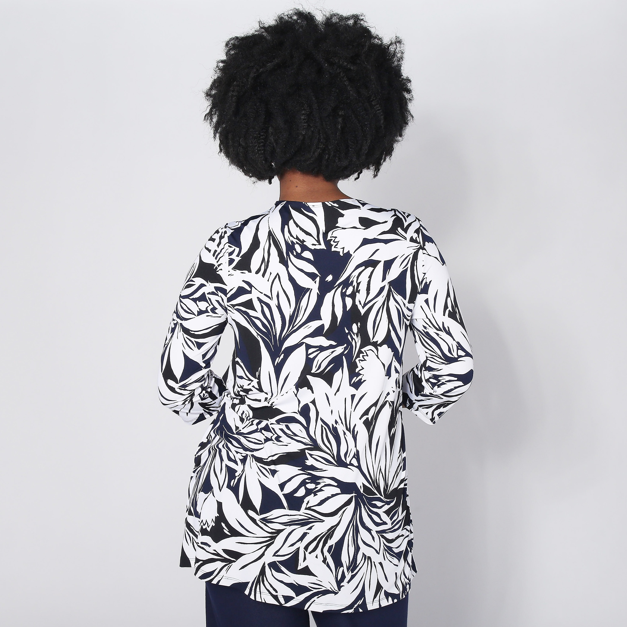 Kim & Co. Printed Brazil Knit 3/4 Sleeve Button Front Long Swing Tunic ...