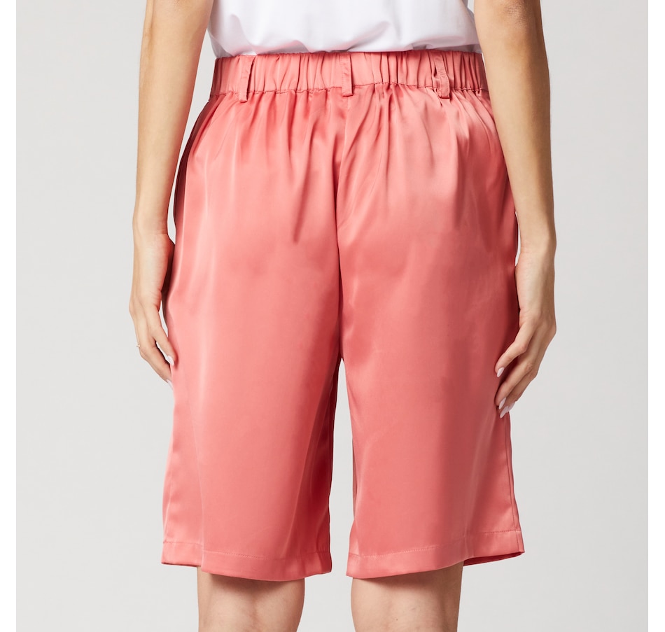Modern Identity Bermuda Short TSC ca modern-identity-bermuda-short-tsc-ca