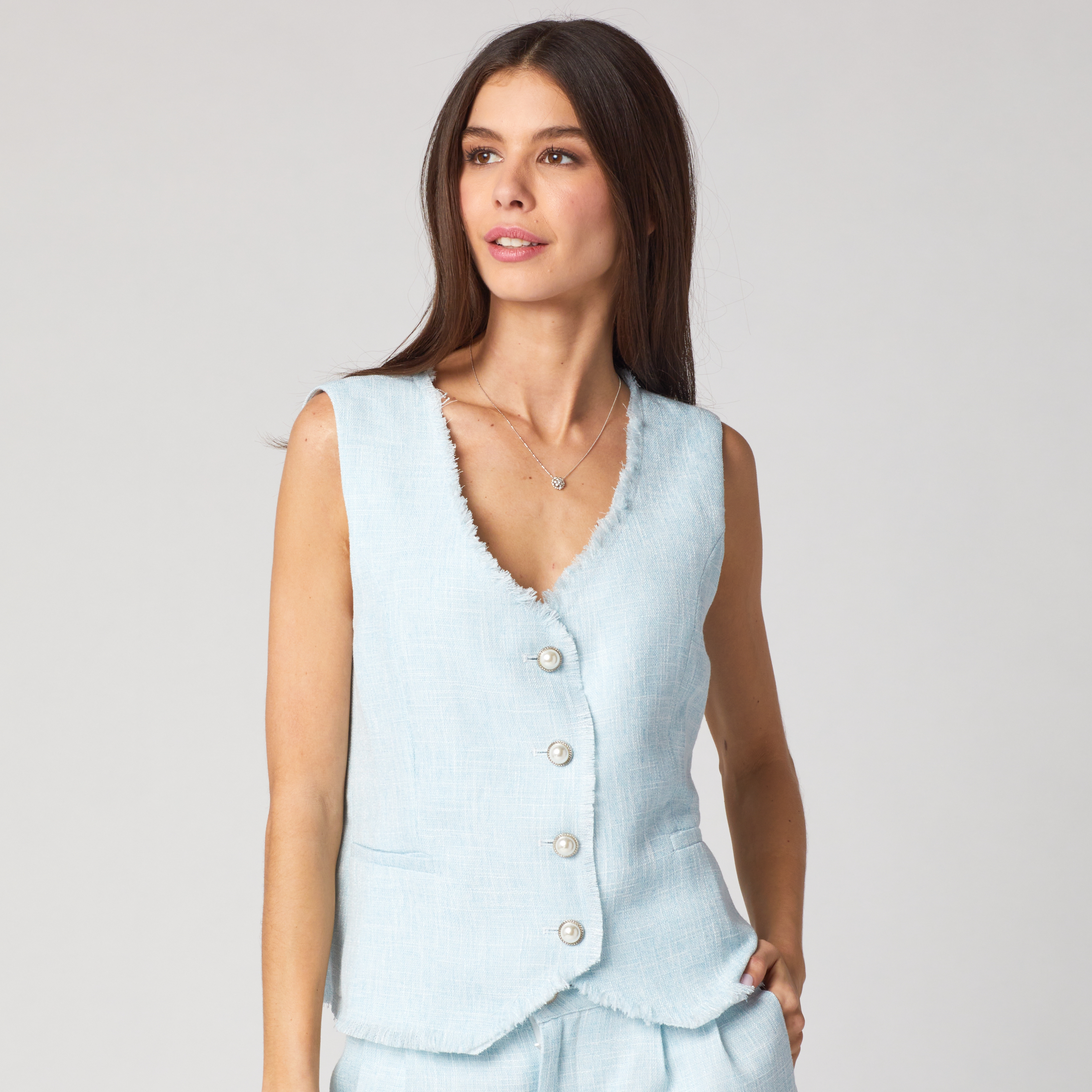 Modern Identity Sleeveless Vest - TSC.ca