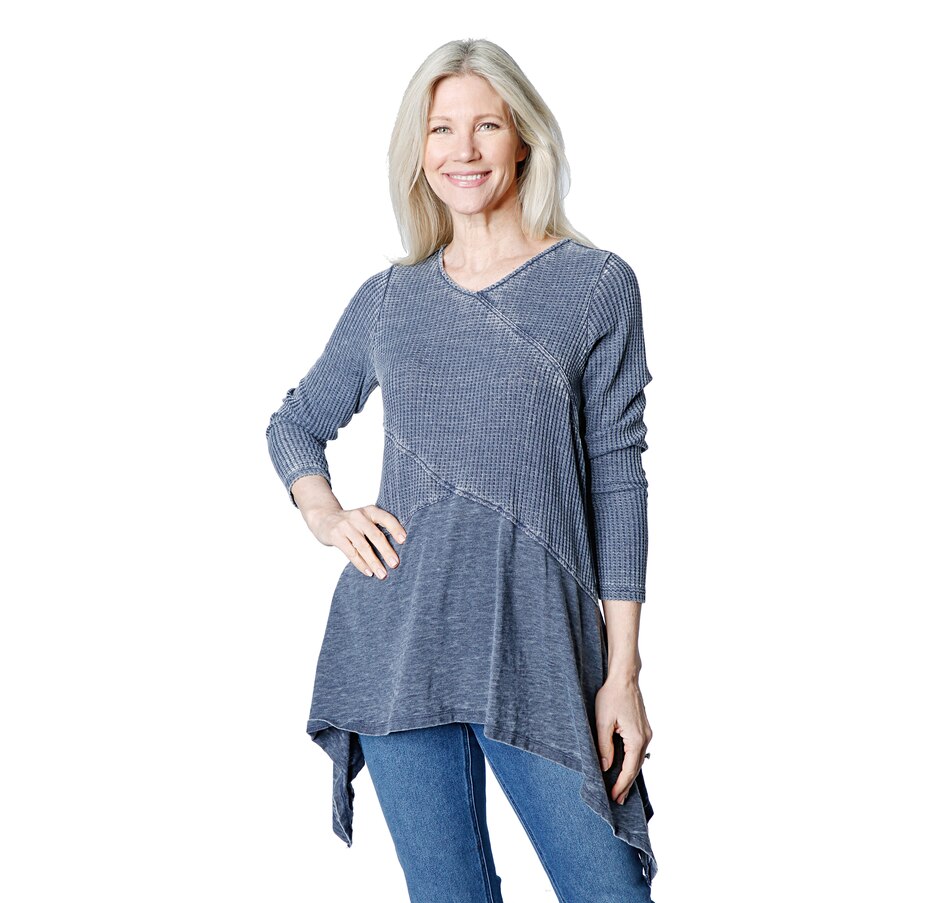 DG2 by Diane Gilman Combo Hi-Lo Drama Top - TSC.ca