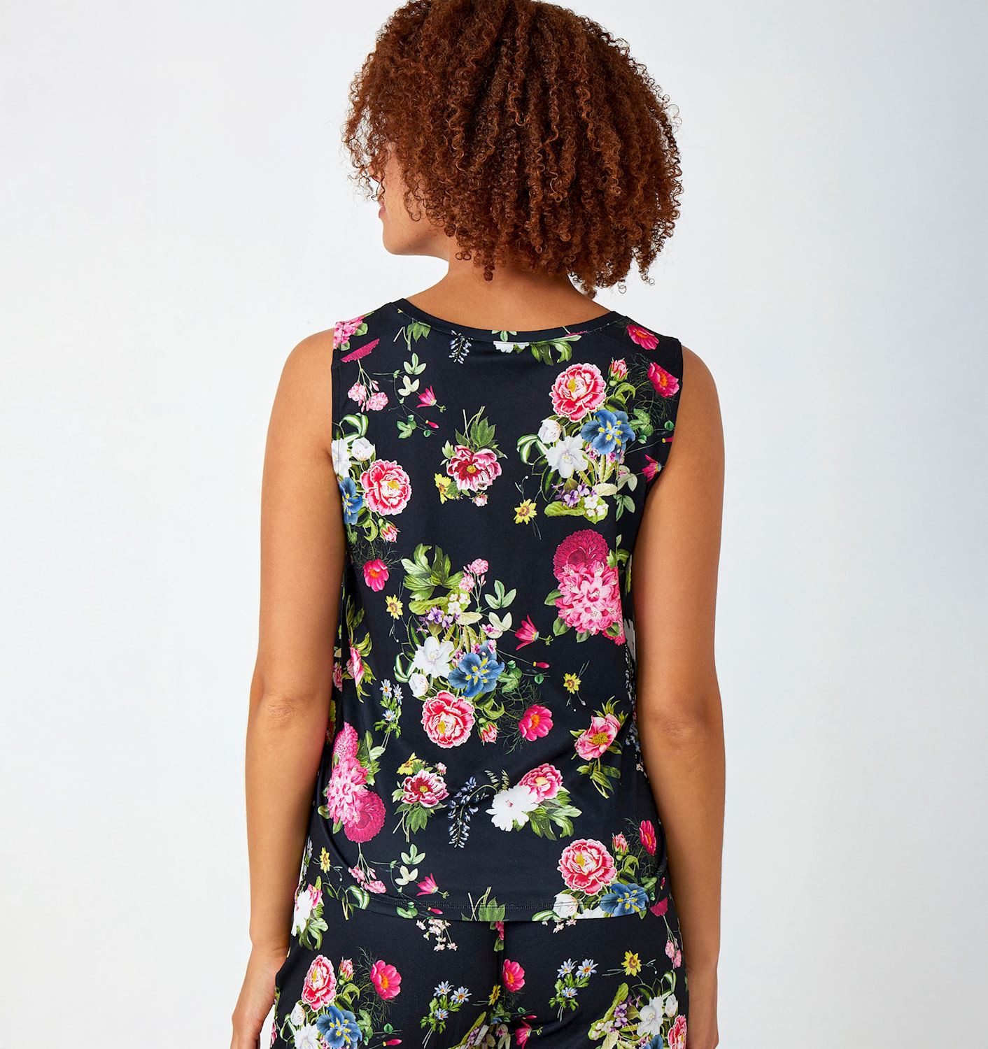 Charlie Paige V-Neck Printed Tank - TSC.ca