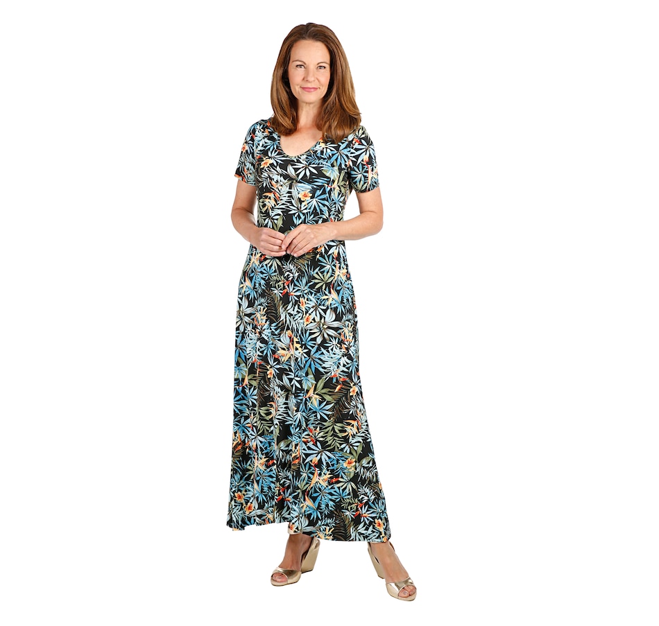 Kim & Co. Brazil Knit V-Neck Short Sleeve Curved Hem Maxi Dress - TSC.ca