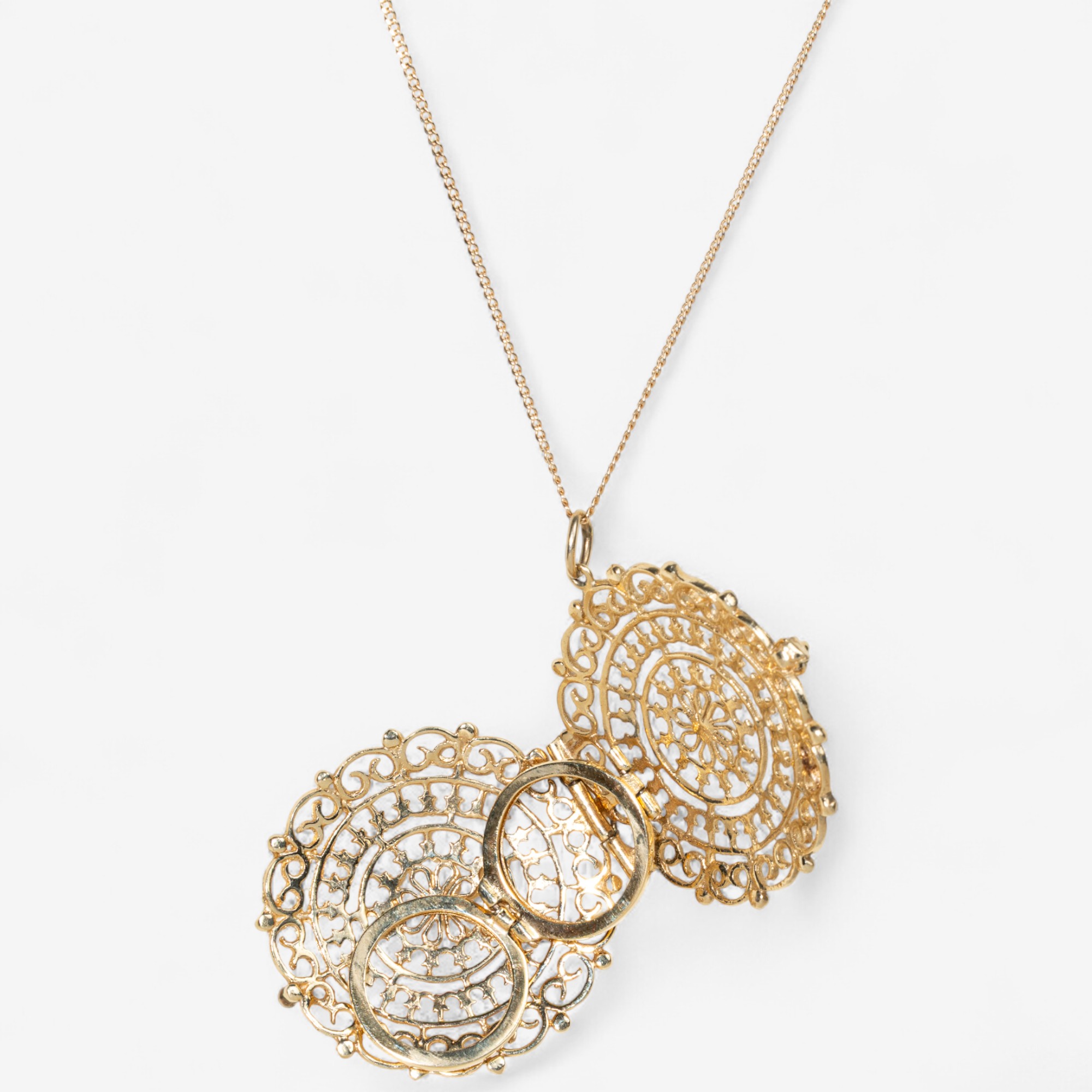 Estate Originals 10K Yellow Gold Filigree Locket Pendant with Two Fold ...